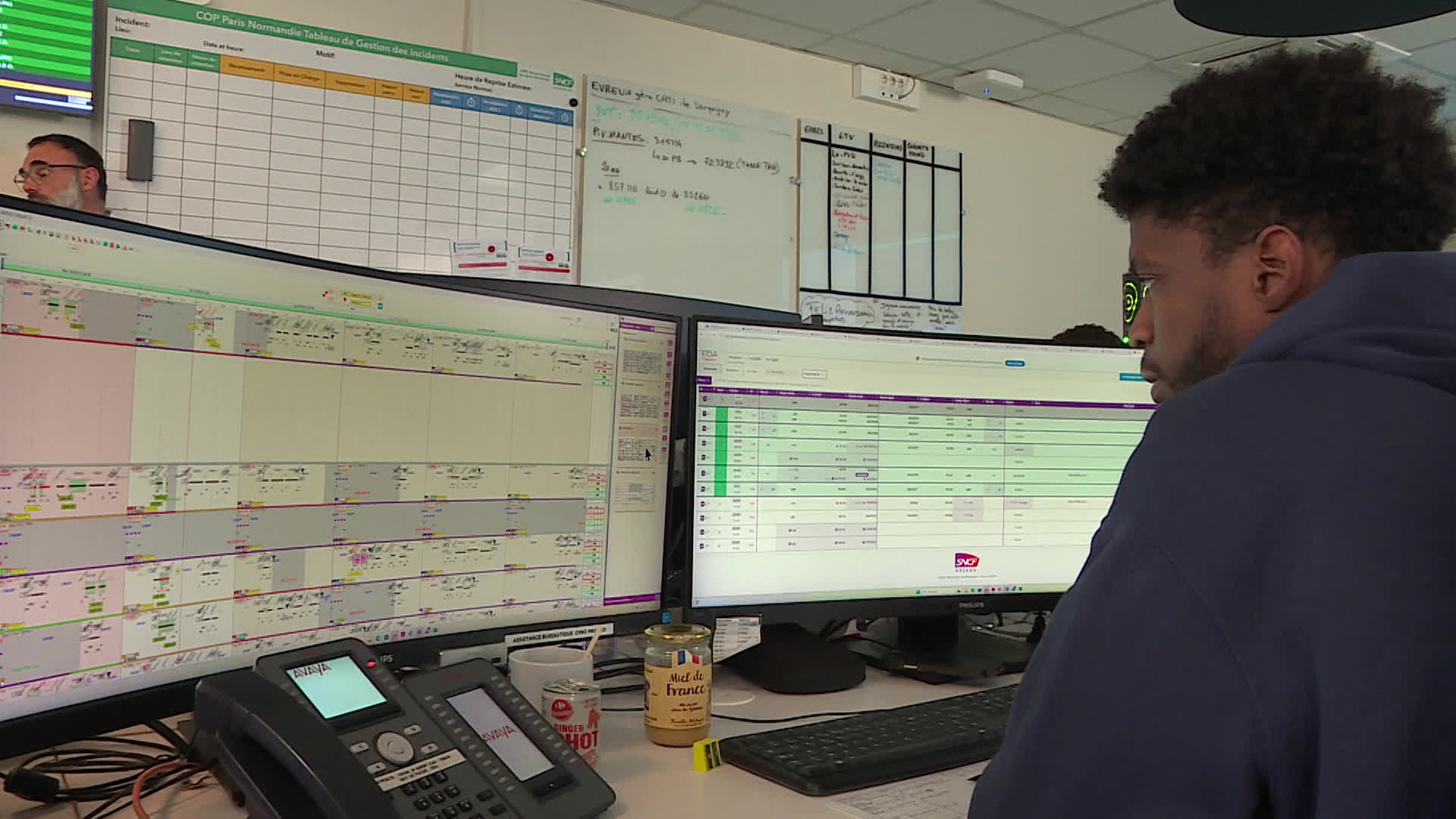 Visite au centre de supervision des trains normands : "la salle de ...