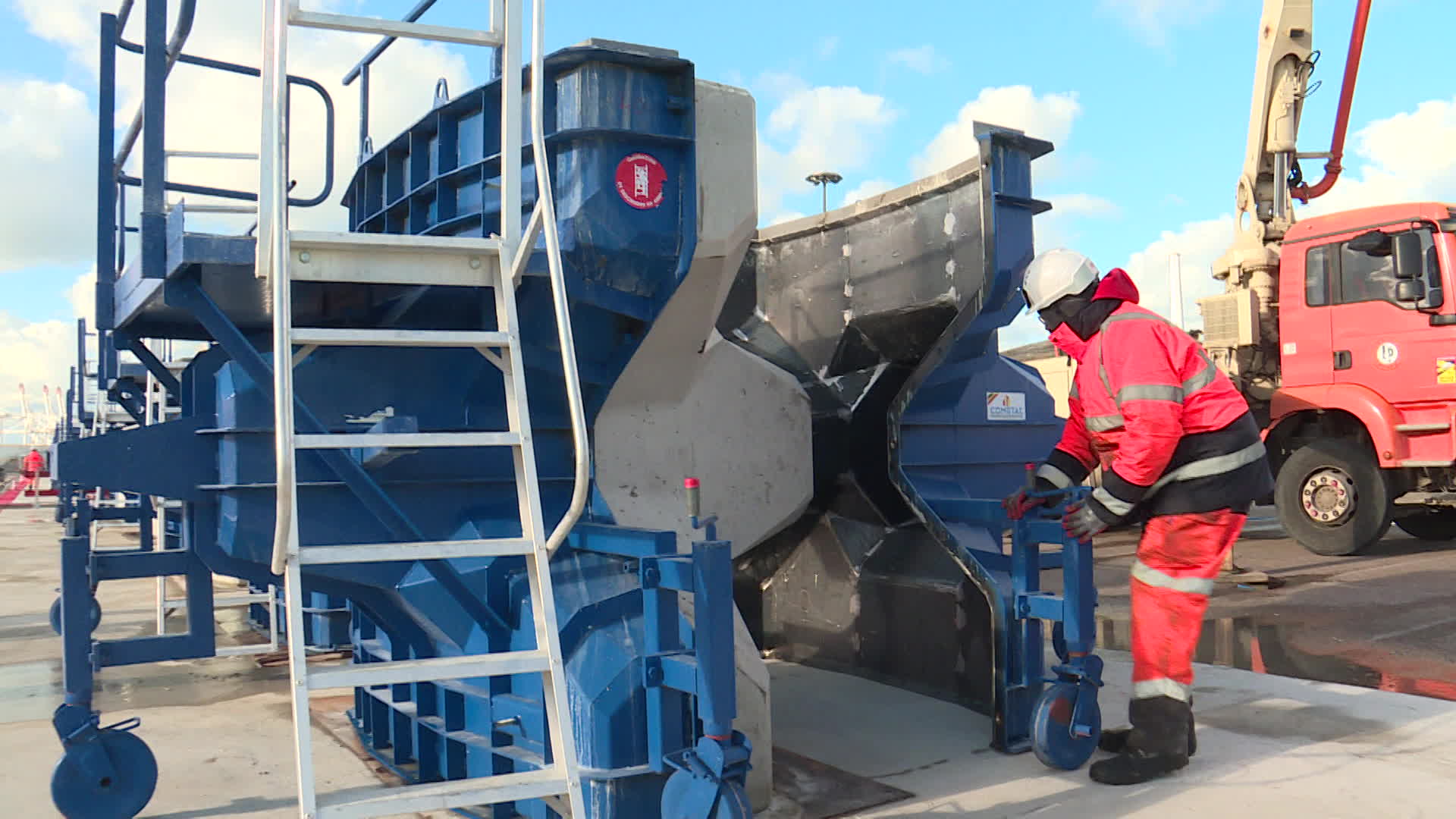 Connaissez-vous les acropodes ? 20 000 géants de béton contre la houle ...