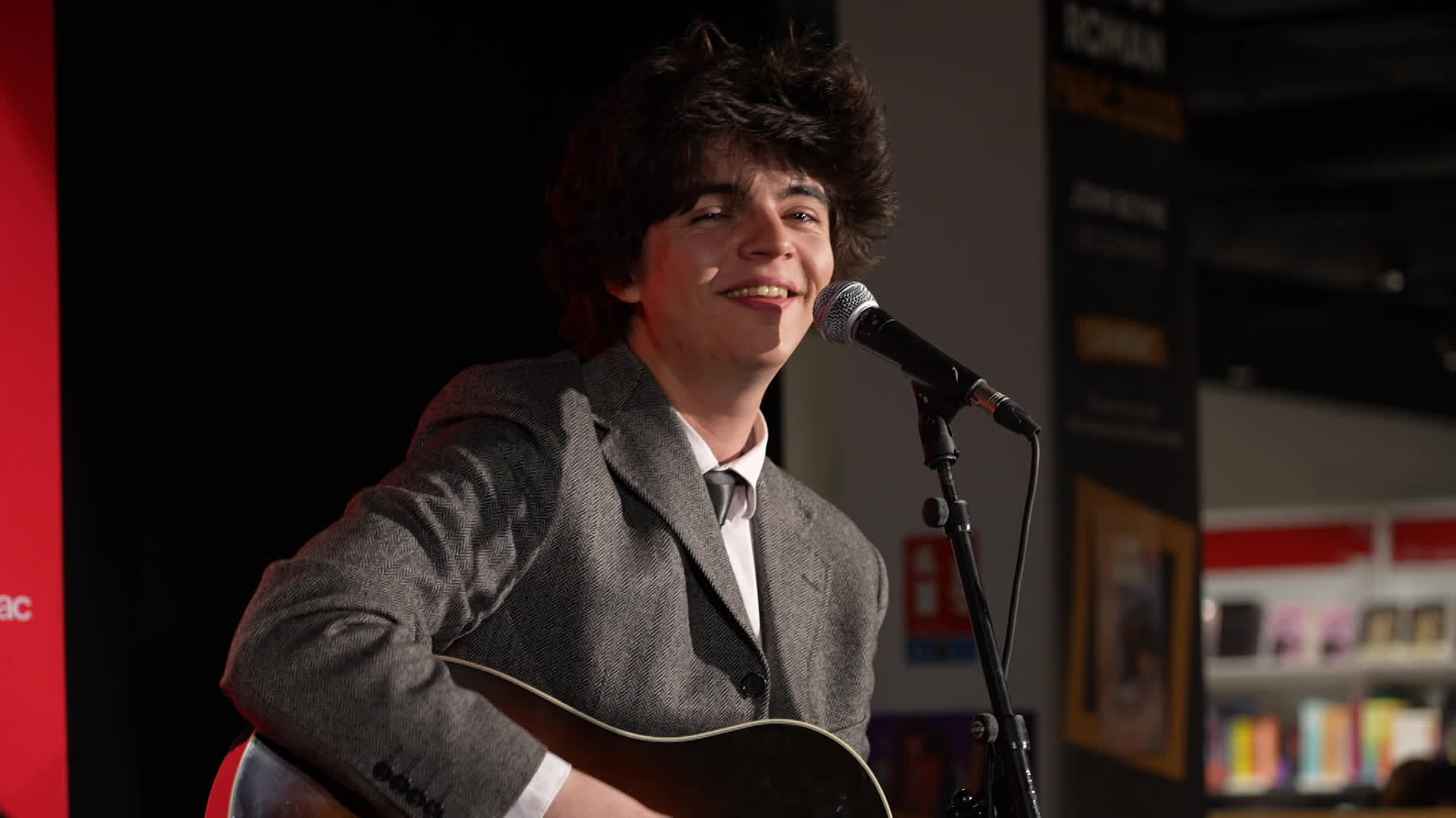 "C'est bien pour nous, il fait parler de la ville" : Sam Sauvage ...