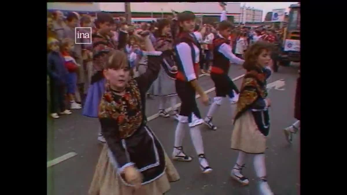 Les chars de la 69e cavalcade se préparent